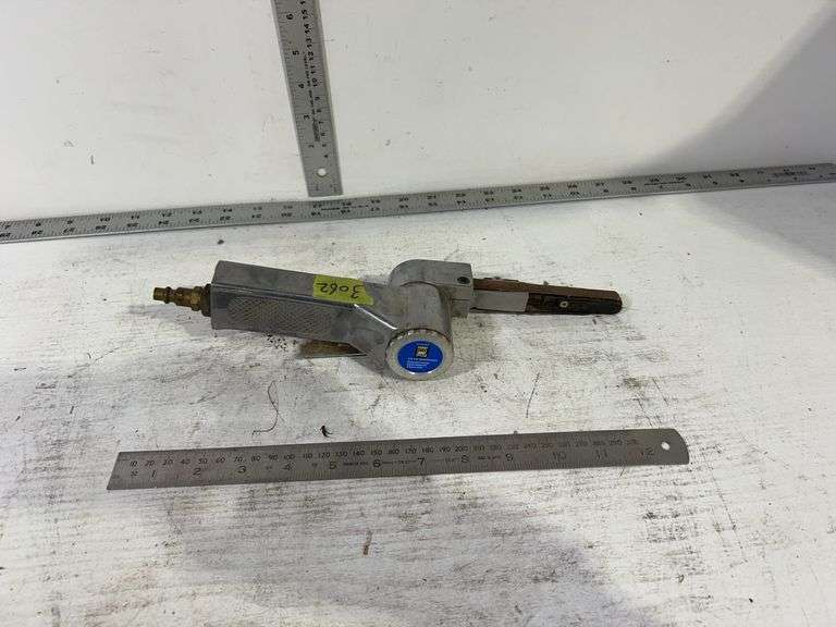 Power Fist 3/8 x 13 Air Belt Sander *Unreserved* - Wild Rose Auction ...