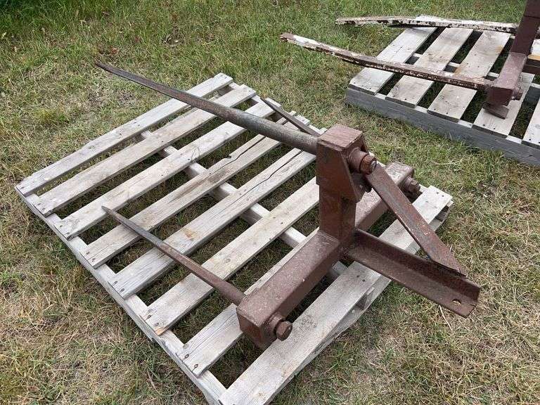 3 Prong Bale Fork w/ Spike Approx. 3'9'' Spike *Unreserved* - Wild Rose ...
