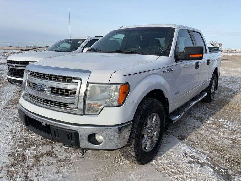 2014 Ford F150 Crew cab XLT Truck - Wild Rose Auction Services