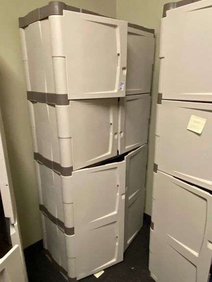RUBBERMAID STACKABLE STORAGE CABINET - World Wide Auction Inc