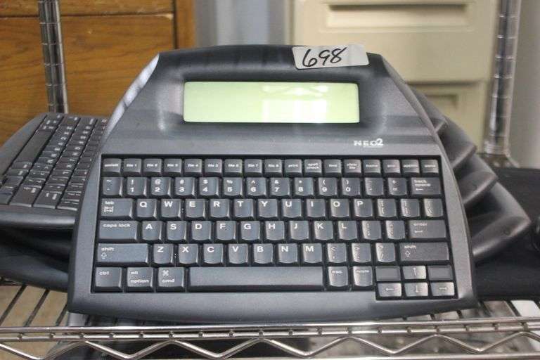 NEO 2 BY ALPHASMART KEYBOARD - World Wide Auction Inc