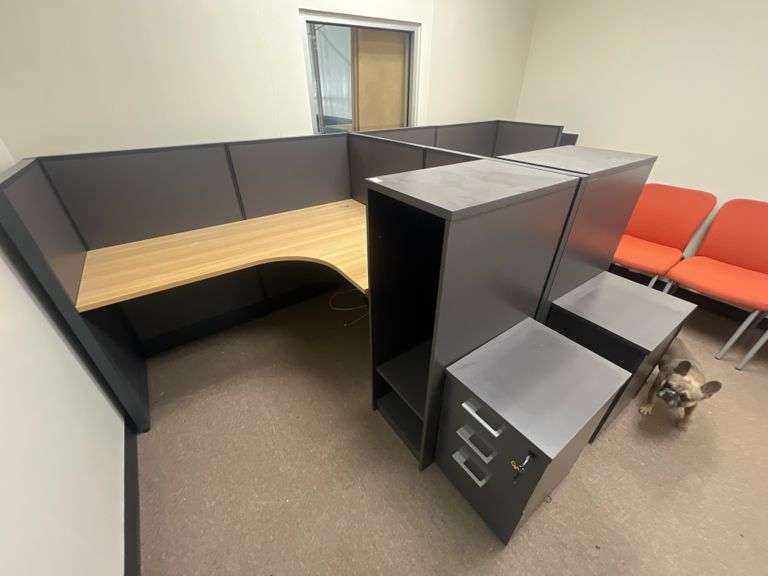 MODERN METAL & WOOD OFFICE DESK CUBICAL EACH SIDE IDENTICAL WITH 3 ...