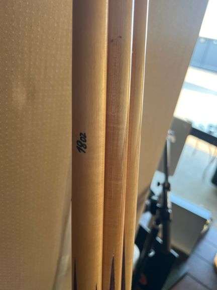 Valley Supreme 18oz Pool Cue and 2x Eliminator Pool Cues - World Wide ...