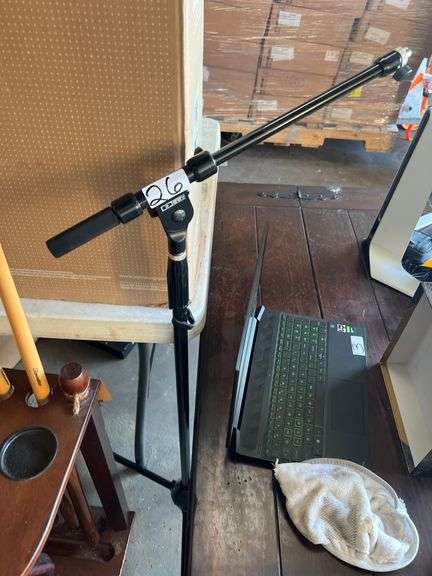 DR Pro Studio Mic Stand - World Wide Auction Inc