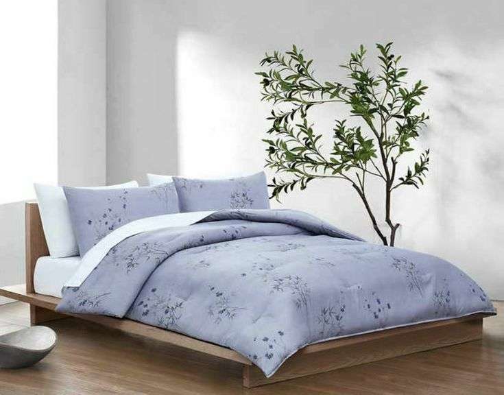 CALVIN KLEIN HOME BAMBOO FLOWERS BEDDING 3 PIECE SET KING COMFORTER YAC Auctions