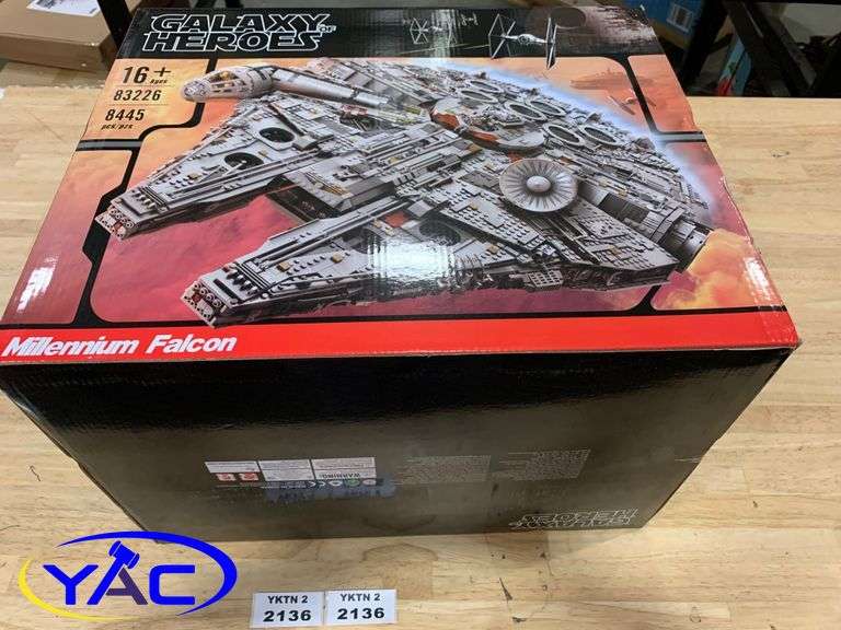 MILLENNIUM FALCON BUILDING BLOCKS 8445 PCS - YAC Auctions
