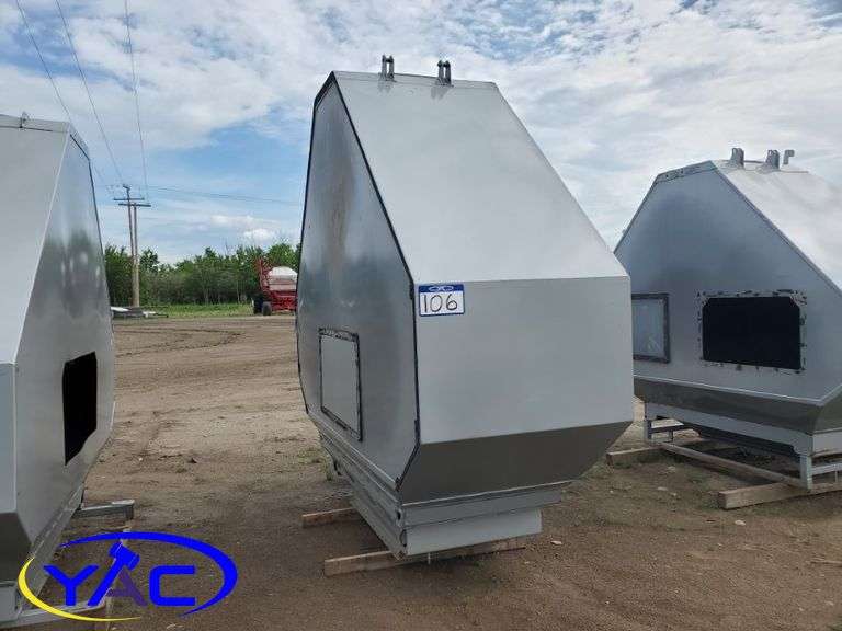 150 Bushel Morris Seed Tank - YAC Auctions