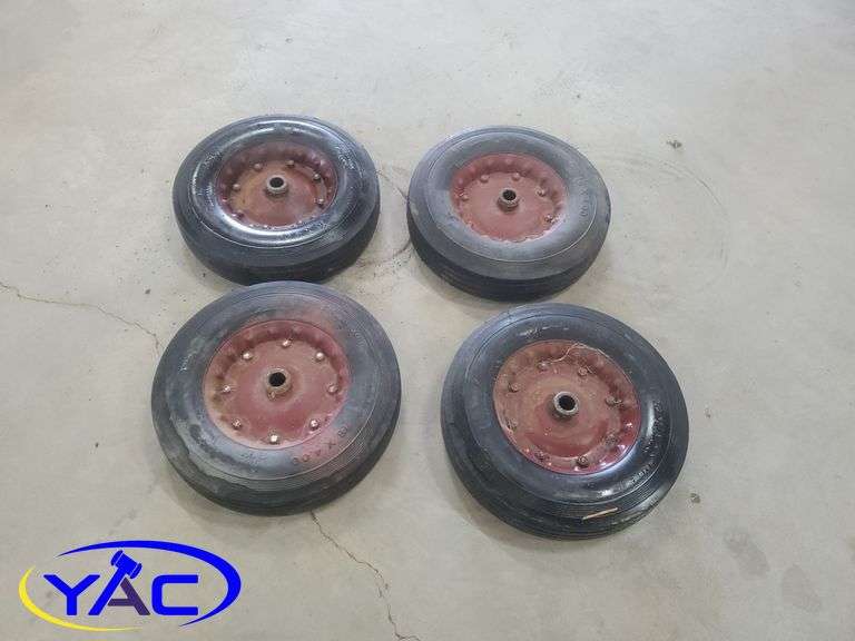 Small Solid Rubber Tires - YAC Auctions