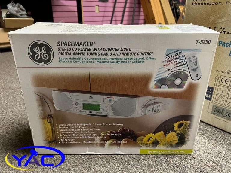 GE Spacemaker Stereo CD Player - YAC Auctions