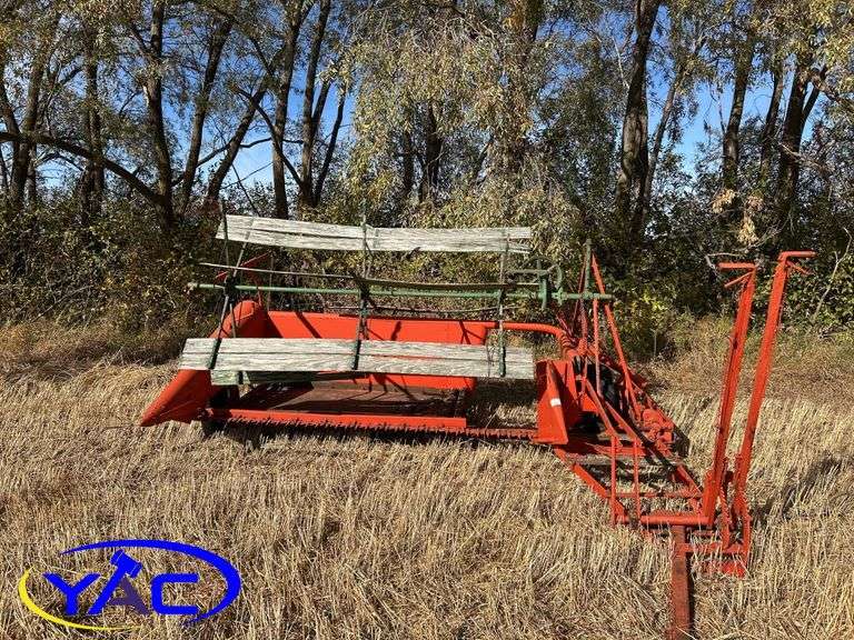 Antique Swather - YAC Auctions