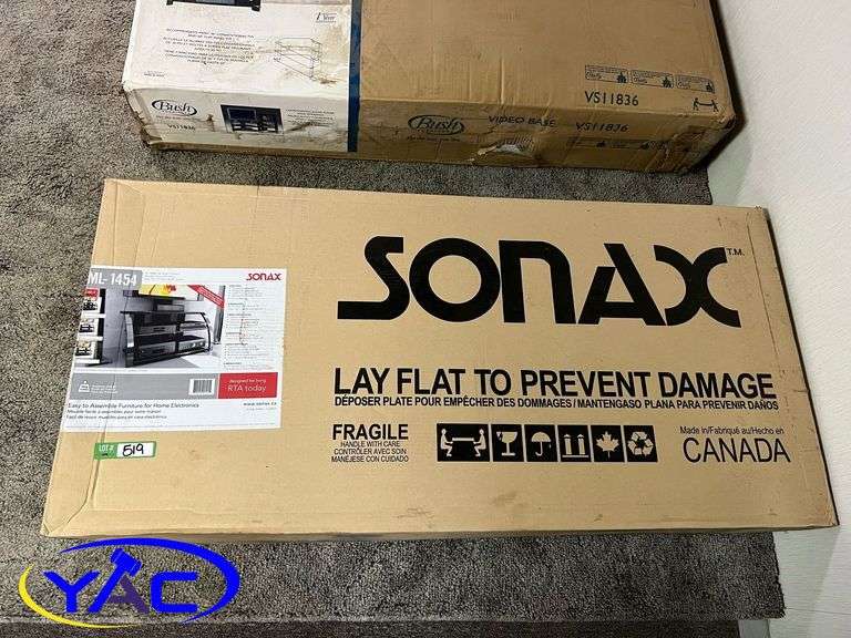Sonax TV Stand - YAC Auctions