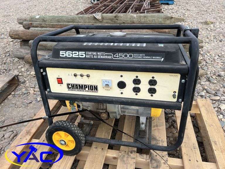 Champion 4500 Watt Generator - YAC Auctions