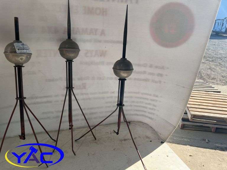 3- Lightening Rod Towers - YAC Auctions