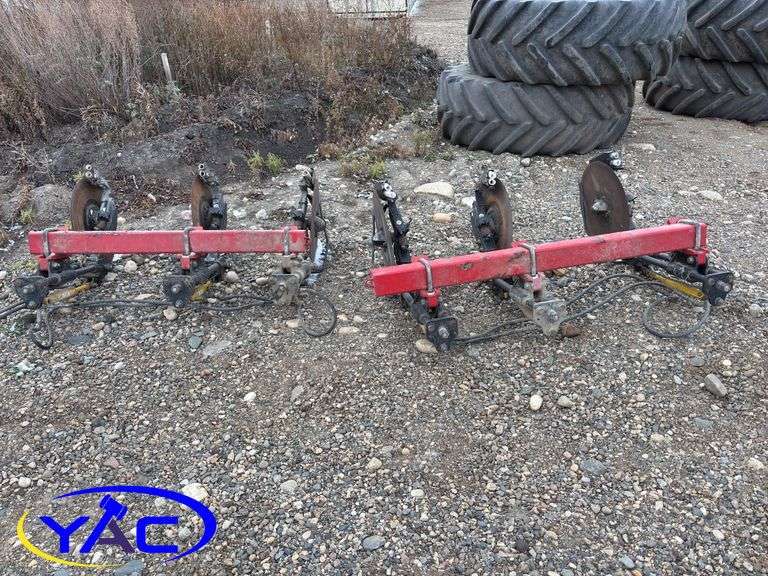 2 - Sections Of Mid Row Banders 3 Banders per Section - YAC Auctions