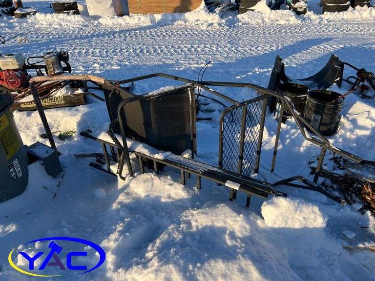 "Big Game" Tree Stand W/ Safety harness - YAC Auctions