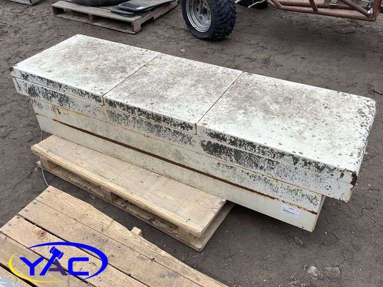 Tool Box - YAC Auctions