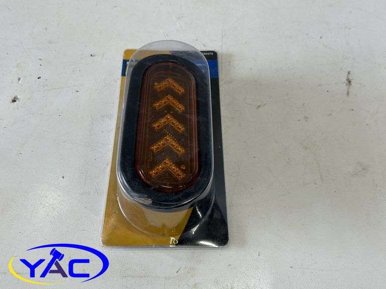 6" Amber LED Turn Arrow Light - YAC Auctions
