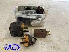 Male & Female Cord Ends - YAC Auctions