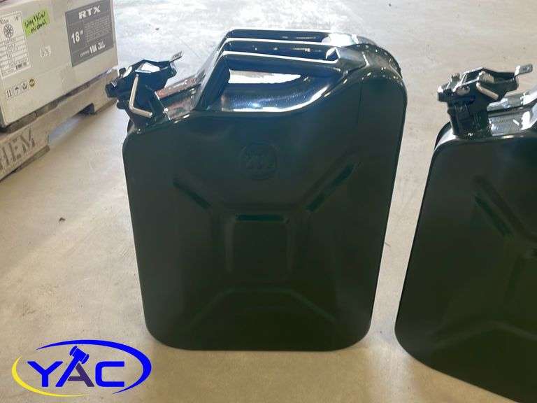 3- 20L Jerry Cans - YAC Auctions