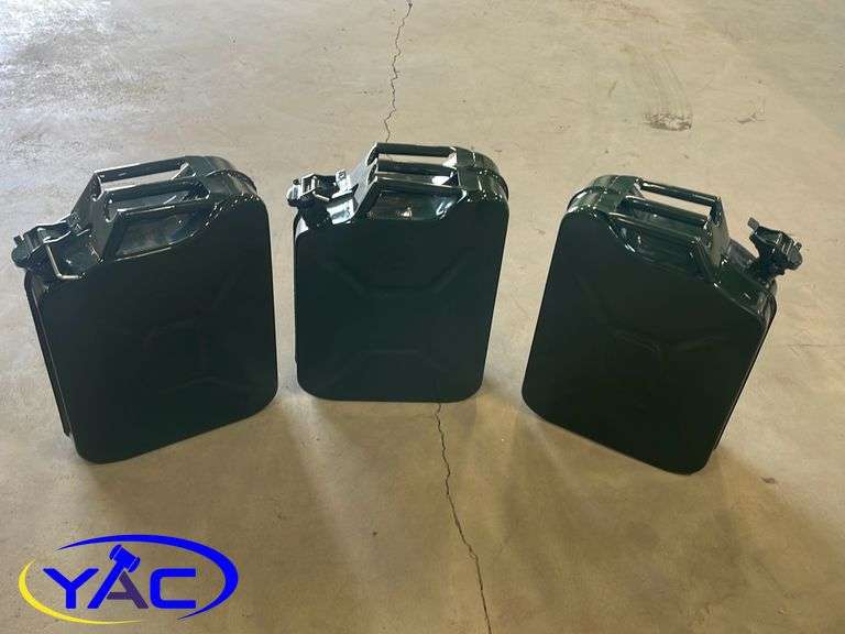 3- 20L Jerry Cans - YAC Auctions