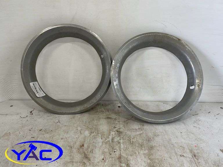 2 - 15" Aluminum Beauty Rims For Chev/GMC Square Body Truck - YAC Auctions