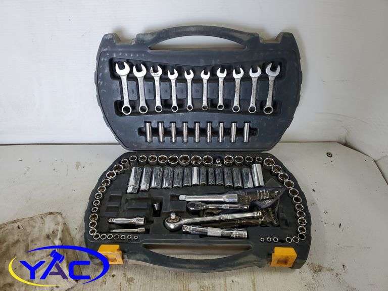 Mastercraft Tool Set With Case - YAC Auctions
