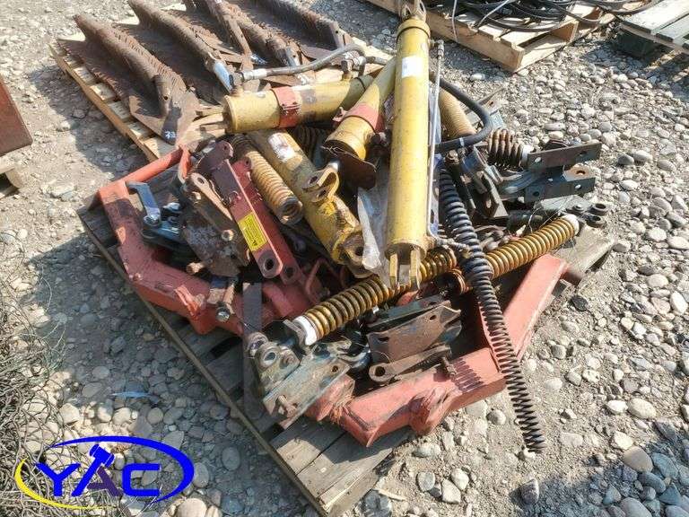 Pallet of Morris 7 Series Deep Tiller Parts - YAC Auctions