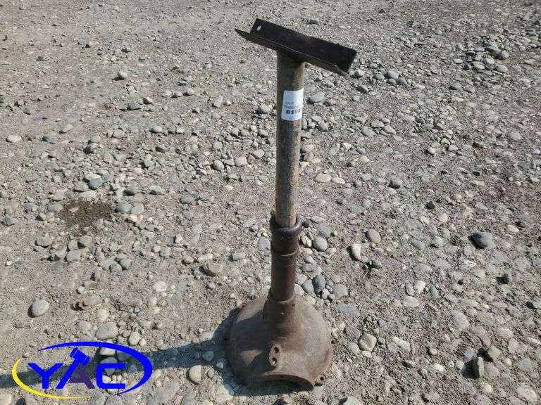 Welding Pipe Stand - YAC Auctions