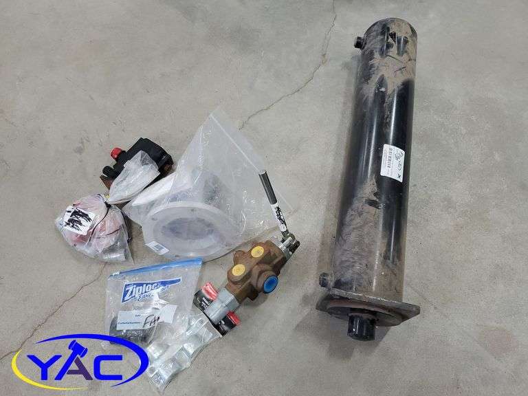 Hydraulic components for a 30 Ton Log Splitter - YAC Auctions