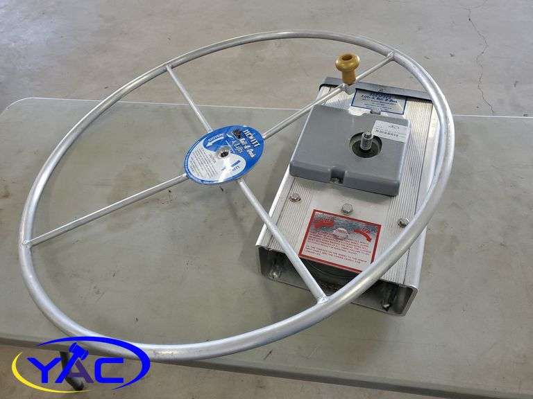 Hewitt Boat Lift Winch - YAC Auctions