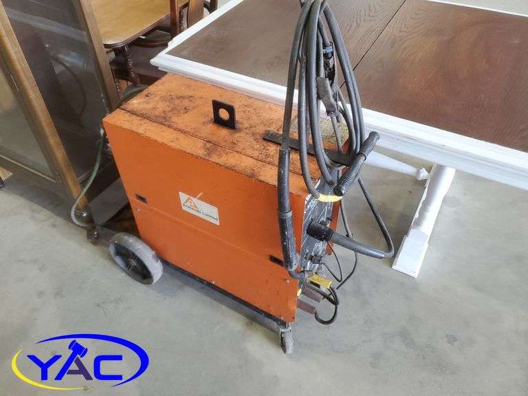 Acklands Limited AK-Matic 1200 Mig Welder - YAC Auctions
