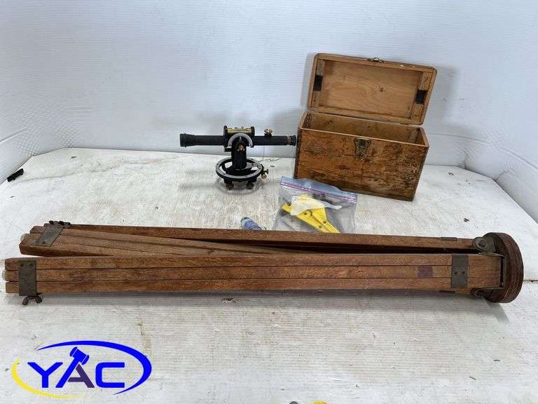 Transit Level / Measuring Tools - YAC Auctions