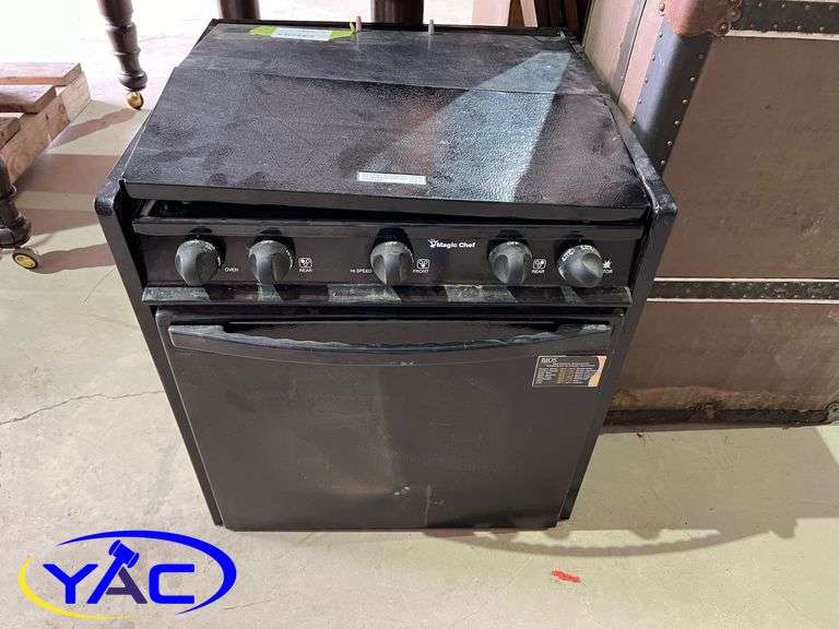 RV Magic Chef Propane Stove/Oven - YAC Auctions