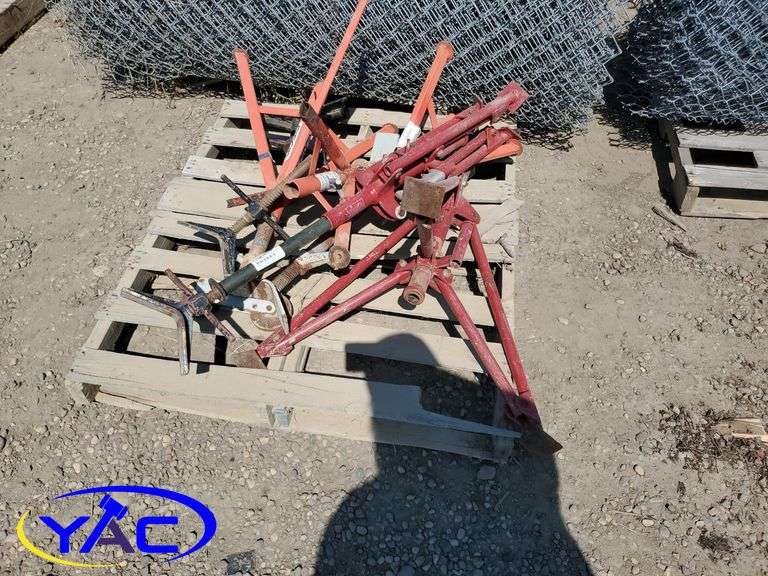 Pallet Of Misc. Pipe Stands - YAC Auctions