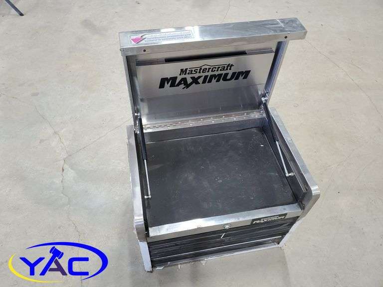 Mastercraft Maximum 5 Drawer Tool Chest W/ Tools - YAC Auctions