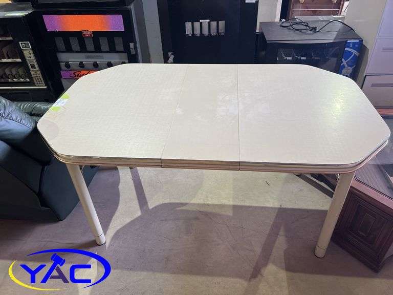 White Table - YAC Auctions