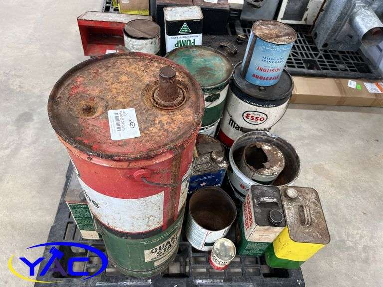 Pallet of Oil Cans - YAC Auctions