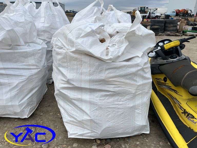Mini Bulk Bag Of Spruce Fire Wood - YAC Auctions
