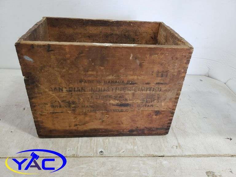Wooden Box - YAC Auctions