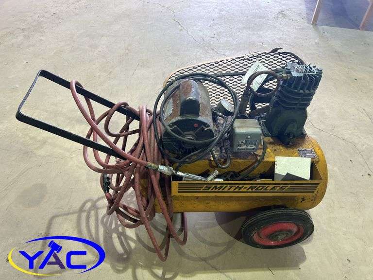 Smith Roles Air Compressor 1/2hp W/ACC - YAC Auctions