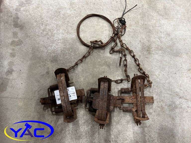 Coyote Jump Traps - YAC Auctions