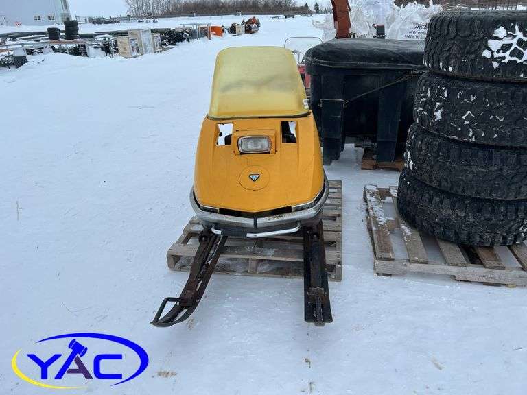 Vintage Ski-Doo Olympic - YAC Auctions