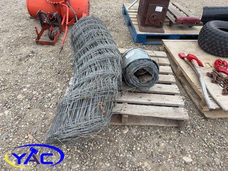 Roll of Chicken Wire & Roll of Barbed Wire - YAC Auctions