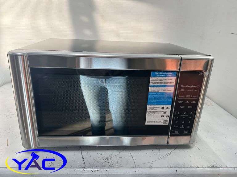 Hamilton Beach Mircowave - YAC Auctions