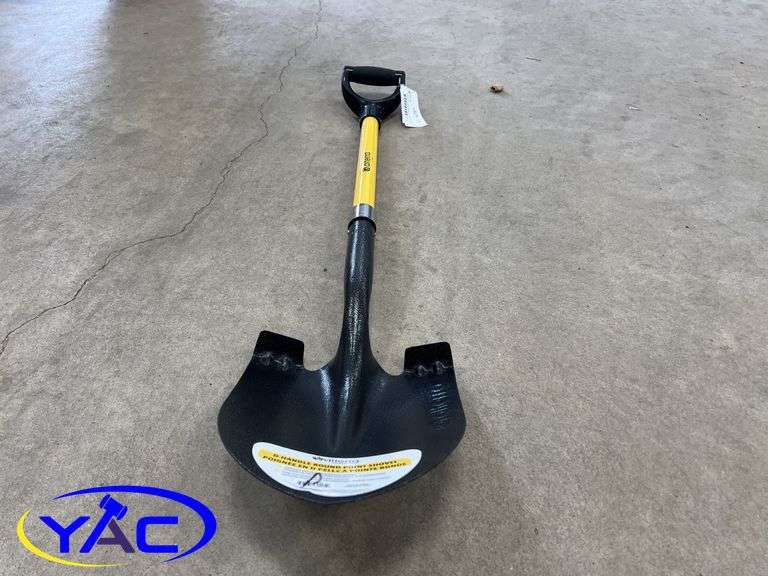 Small D-Handle Round Point Shovel - YAC Auctions