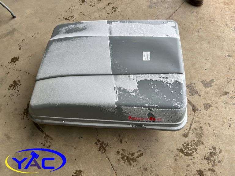 Karrite Voyager Roof Luggage Compartment - No Keys - YAC Auctions