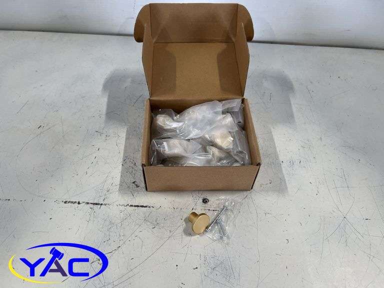 Golden Cabinet Knobs - YAC Auctions