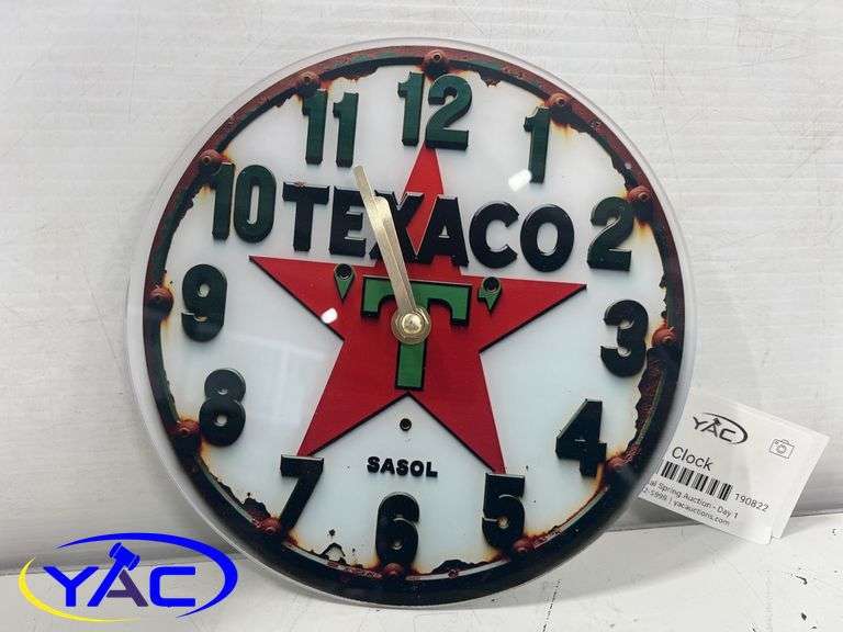 Texaco Clock - YAC Auctions