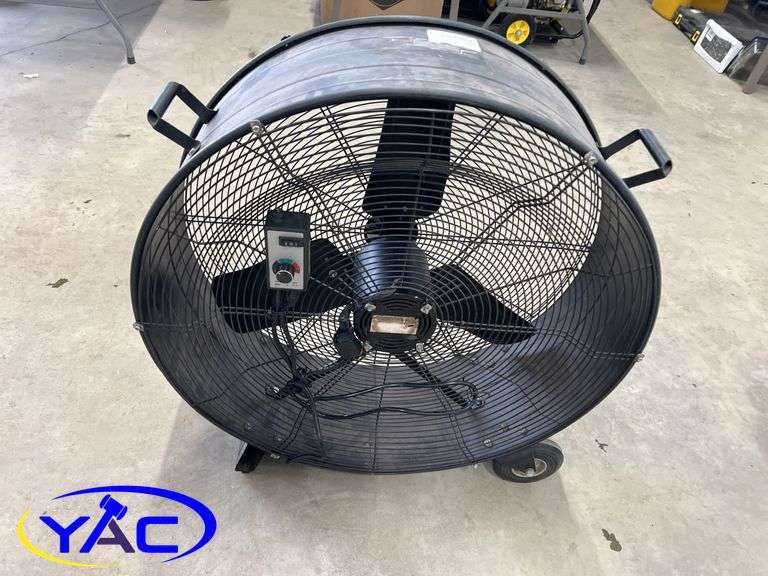 32" Shop Fan - YAC Auctions