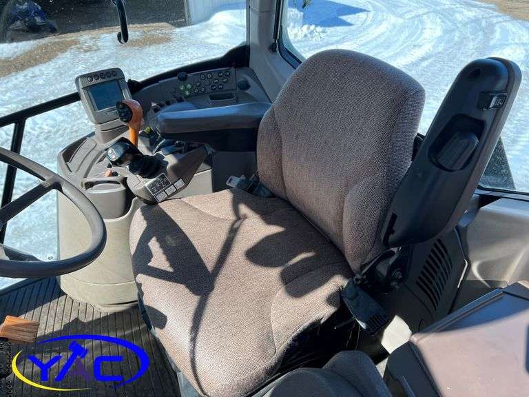 2011 John Deere 7330 Prem. MFWD Tractor - YAC Auctions